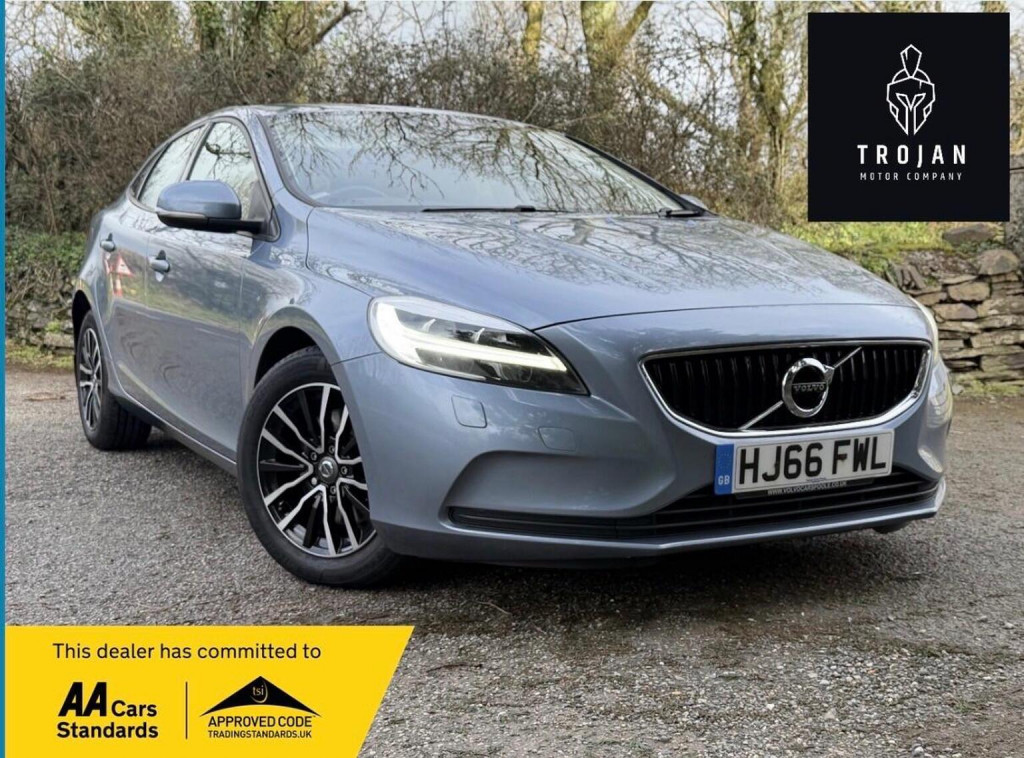 SOLD - Used VOLVO V40 2016 Blue in Saltash, Cornwall | Trojan Motor Company